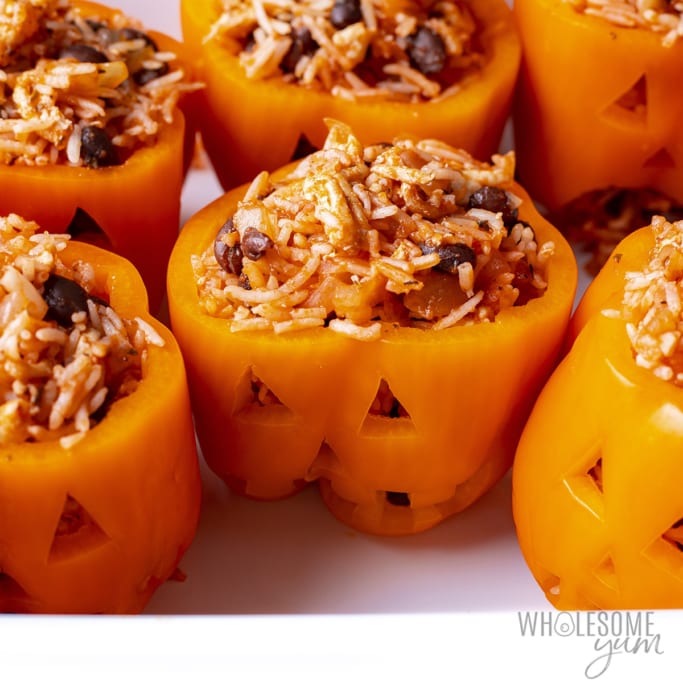 Halloween Stuffed Peppers (Jack-O-Lantern) - Wholesome Yum