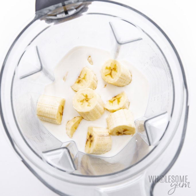 Banana Smoothie (5-Min Recipe) - Wholesome Yum