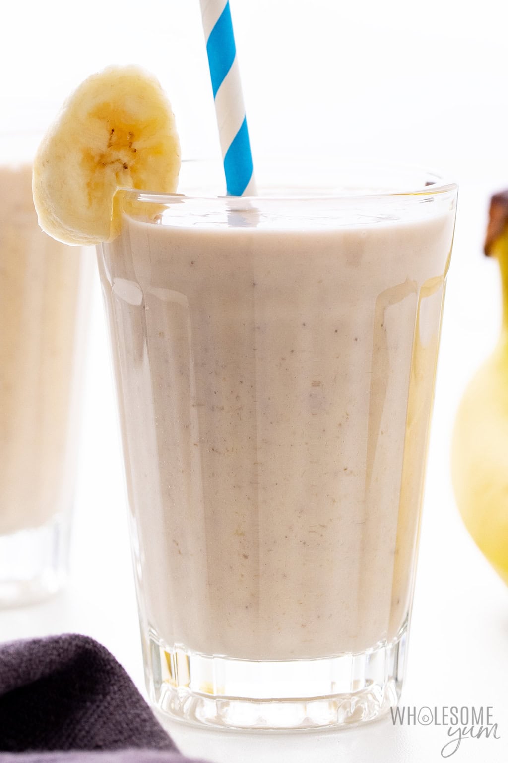 Banana Smoothie (5-Min Recipe) - Wholesome Yum